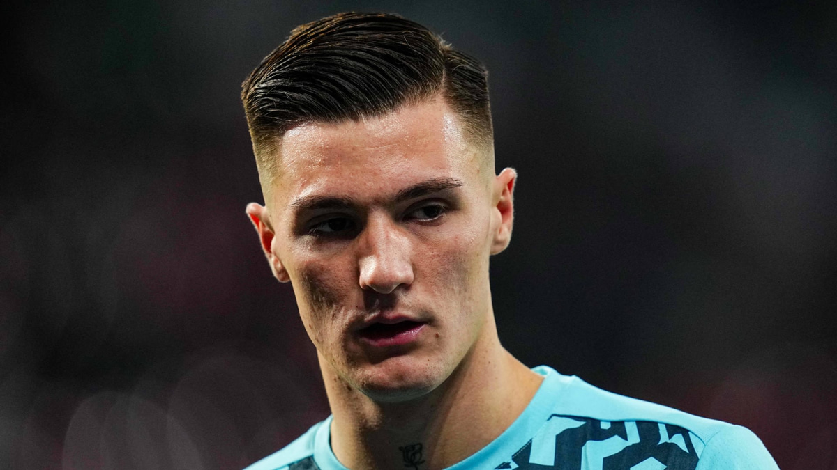 Man Utd Transfer News Today: Sesko KEEN as €60m priority revealed ...